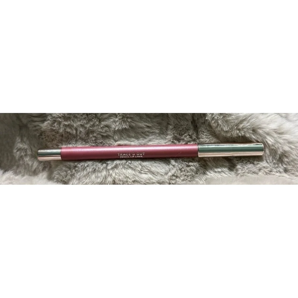 Fenty Beauty | Makeup | Traced Out Pencil Lip Liner Riri Rose Mauve ...